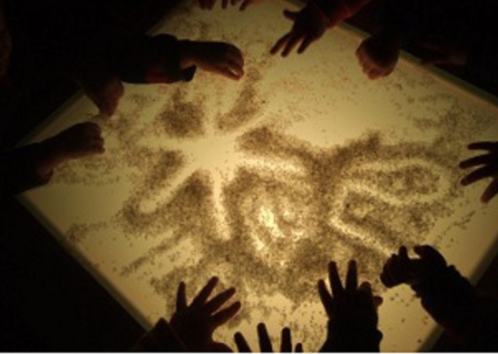 EXPERIMENTEM AMB JOAN MIRÓ | P-3 A Classe de la caseta