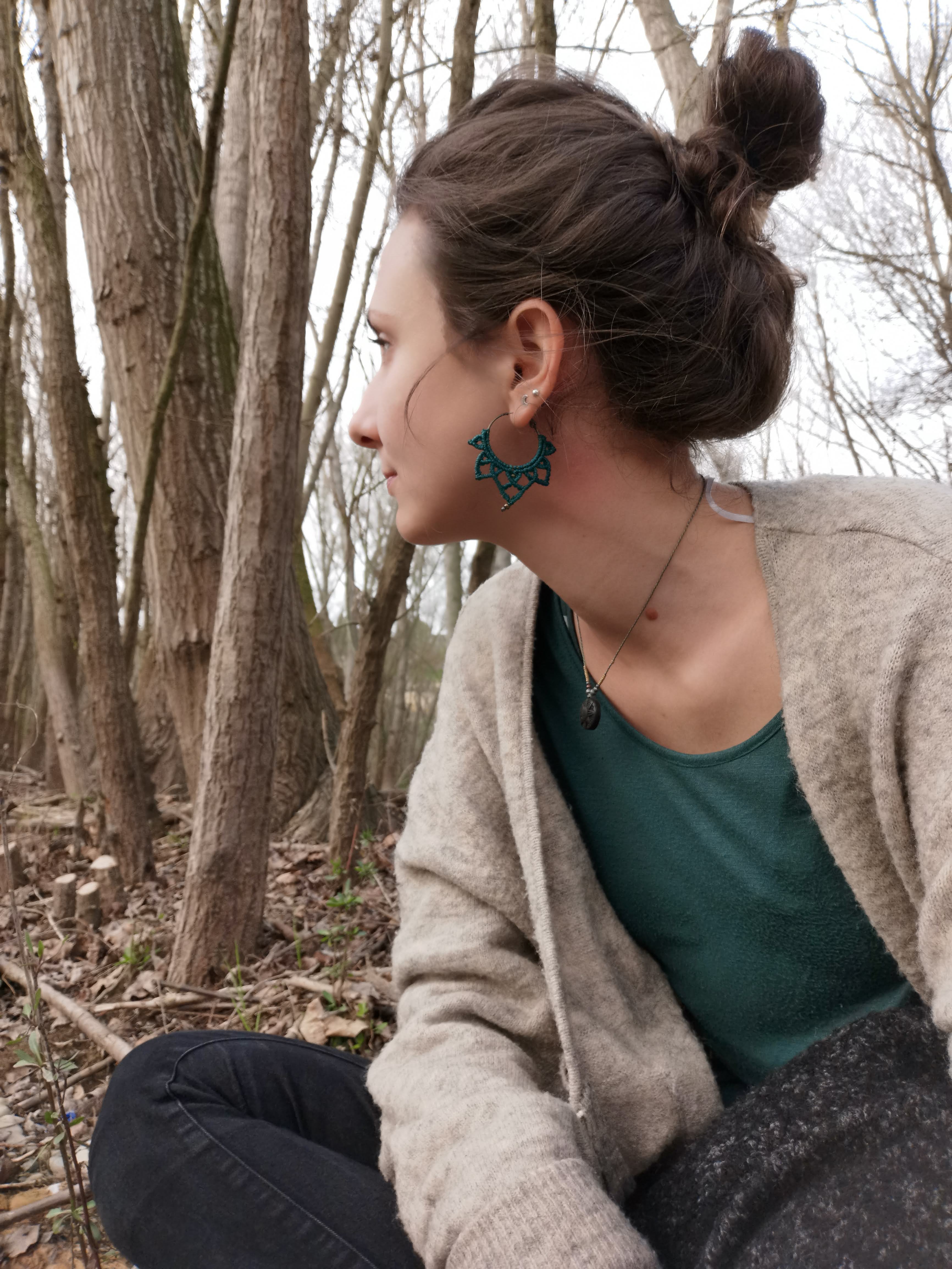 Learn how to use ‘Lyrics Training’ | The English Box