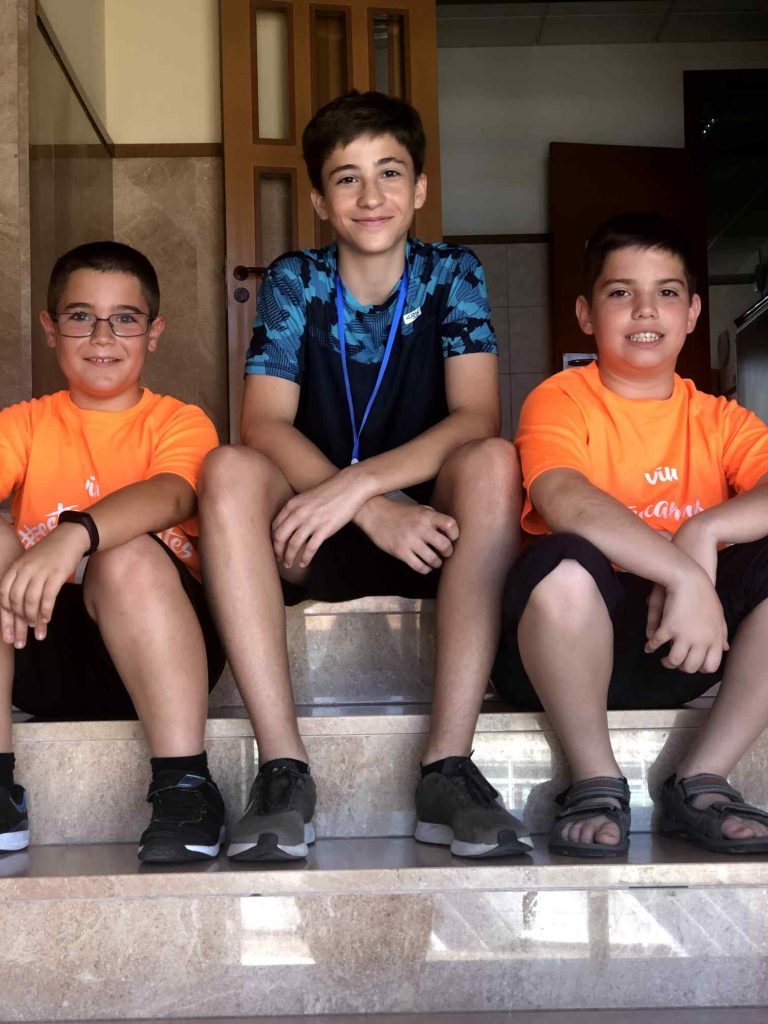 GRUP: CABLEADOS | CAMPUS TECNOLÒGIC 2019. ROBÒTICA I ARDUINO.
